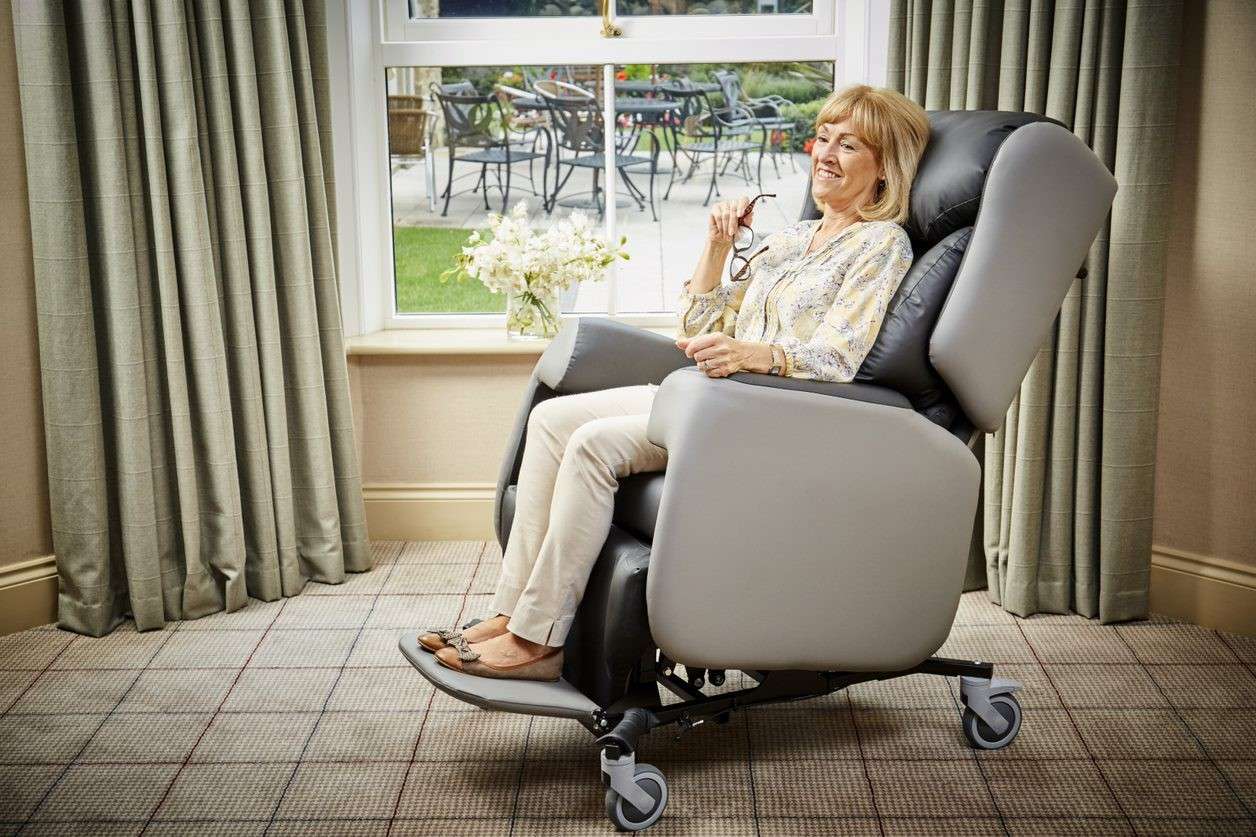 How To Hoist In And Out Of A Care Chair - Vivid Care